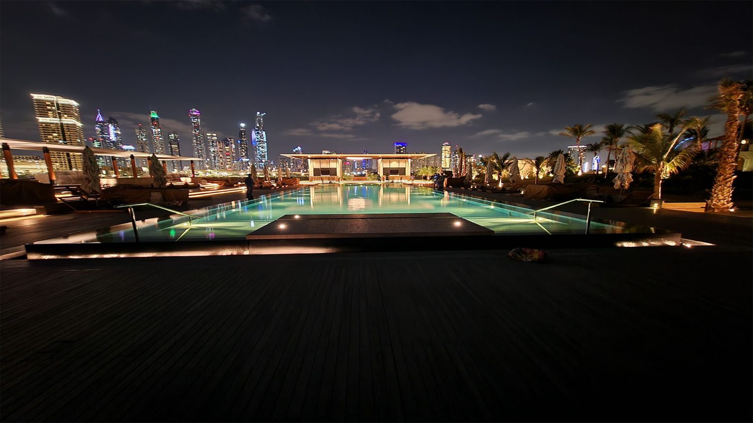 Best Swimming Pool Contractors In Dubai - UAE | Pool Builder